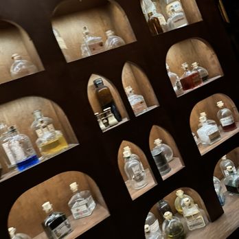 THE WHITE RABBIT - Updated September 2024 - 498 Photos & 376 Reviews ...