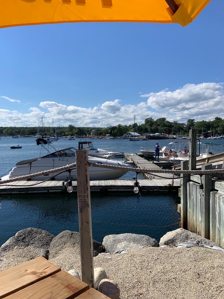 TUNA BLUE INN & RESTAURANT - Updated May 2025 - 30 Photos - 167 Shore ...