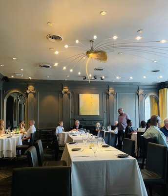 ARIA - Updated January 2025 - 892 Photos & 526 Reviews - 490 E Paces ...