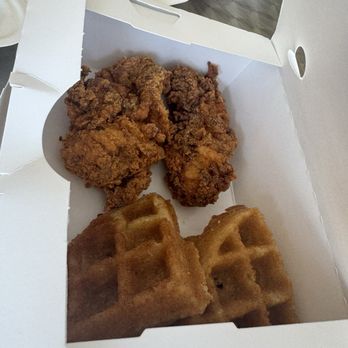 SIDE CHICK - Updated October 2025 - 290 Photos & 278 Reviews - 5075 ...