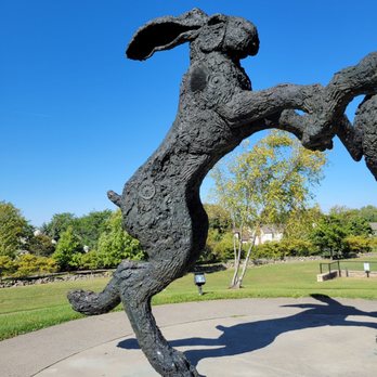 GIANT DANCING RABBITS OF BALLANTRAE PARK - Updated November 2025 - 22 ...
