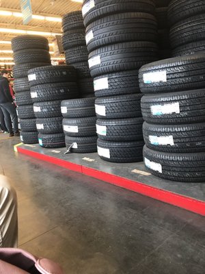 TOWN FAIR TIRE - Updated December 2025 - 19 Photos & 119 Reviews - 996 ...