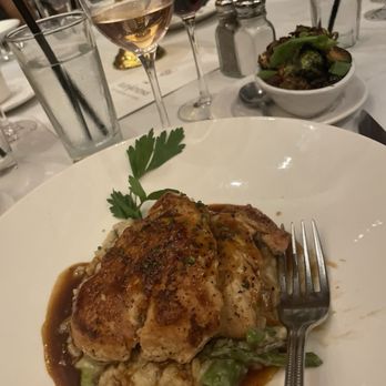 THE CAPITAL GRILLE - Updated August 2025 - 758 Photos & 521 Reviews ...