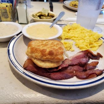 BLUE PLATE CAFE - Updated October 2025 - 163 Photos & 323 Reviews ...
