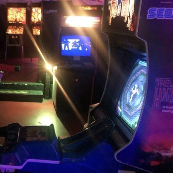 RETROVOLT ARCADE - Updated August 2024 - 243 Photos & 98 Reviews - 544 ...