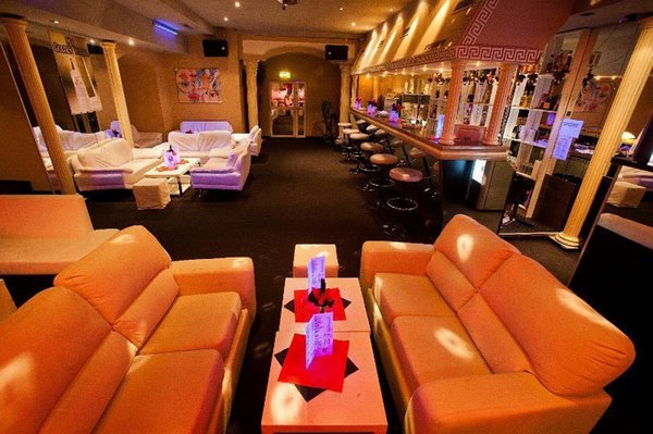 NIGHTCLUB MAXIM WIEN - Updated December 2025 - 14 Photos - Kärntner Str ...