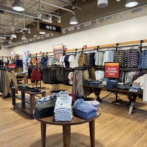 LOWENTHAL FURRIERS - Updated December 2025 - 10 Reviews - 4097 Virginia ...