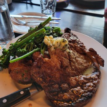 THE BLUE GLASS - Updated July 2024 - 297 Photos & 322 Reviews - 704 NW ...