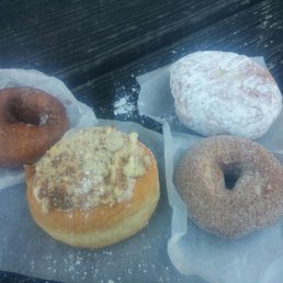 TRACKSIDE DONUTS - Updated June 2025 - 196 Photos & 265 Reviews - 28001 ...