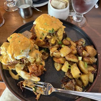 CROSSROADS KITCHEN & BAR - Updated December 2025 - 83 Photos & 48 ...