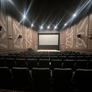 SUNBRELLA IMAX 3D THEATER AT JORDAN’S FURNITURE - NATICK - Updated June ...