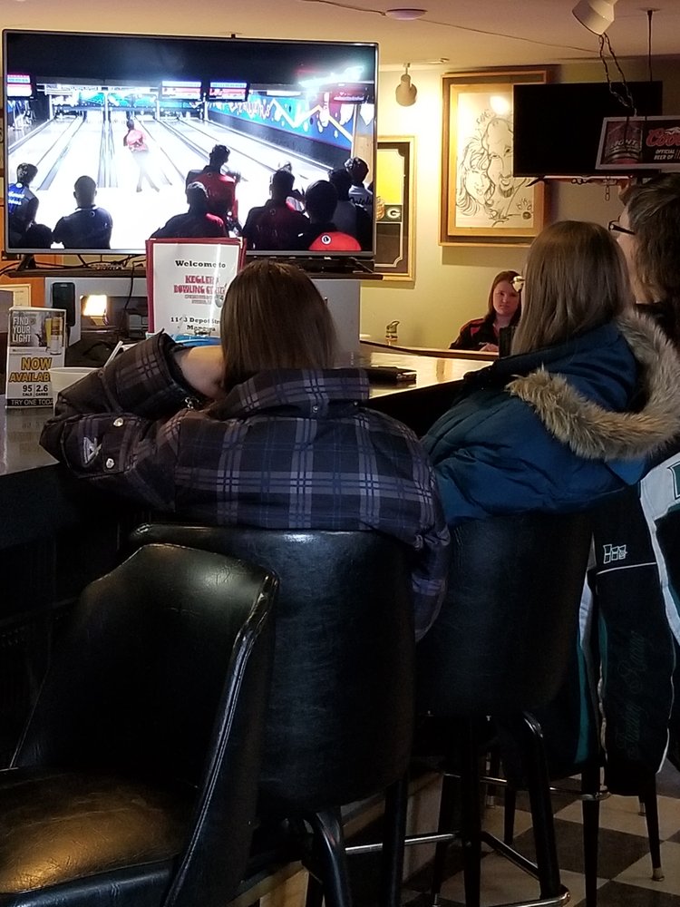 KEGLERS BOWLING CENTER BAR & GRILL - 1143 Depot St, Manawa, Wisconsin ...