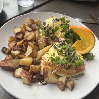 RED TWIG BAKERY CAFÉ - 301 Photos & 385 Reviews - 117 5th Ave S ...