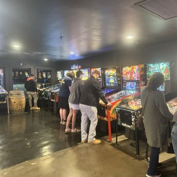 CIDERCADE AUSTIN - 650 Photos & 400 Reviews - 600 E Riverside Dr ...