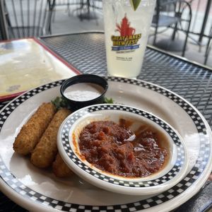 POOR PHIL’S SHELL BAR - 208 Photos & 481 Reviews - 139 S Marion St, Oak ...