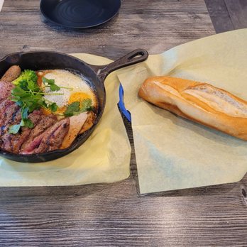 BLUE MONKEY CAFE & RESTAURANT - Updated January 2025 - 1171 Photos ...