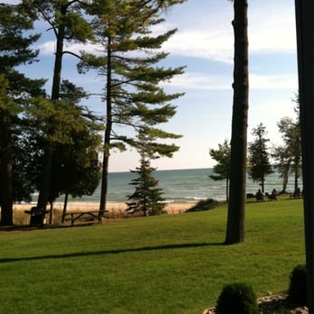 GLIDDEN LODGE BEACH RESORT - Updated January 2026 - 23 Photos & 22 ...