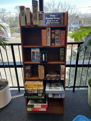 SAYVILLE LIBRARY - Updated September 2025 - 16 Photos - 88 Greene Ave ...