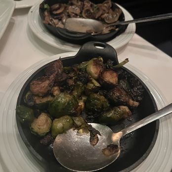 TELLERS AN AMERICAN CHOPHOUSE - Updated October 2024 - 1079 Photos ...