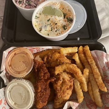 URBAN BIRD HOT CHICKEN - Updated December 2025 - 78 Photos & 69 Reviews ...