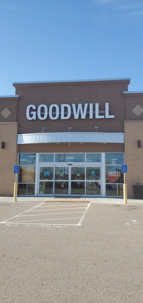 GOODWILL - STILLWATER - Updated December 2025 - 16 Reviews - 5980 ...