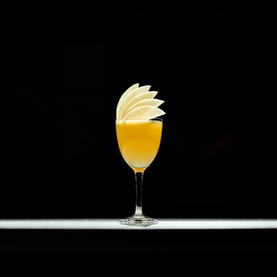 THE GUISINGER - Updated September 2025 - 32 Photos - 1 E Mountain St ...