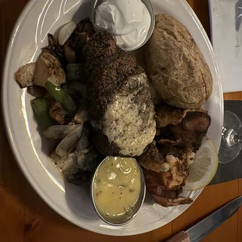 THE 5 O’CLOCK CLUB - Updated January 2026 - 35 Photos & 40 Reviews ...