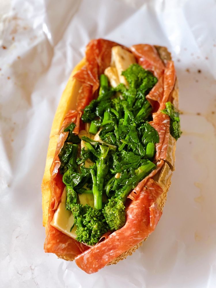 MASSIMO DELICATESSEN - Updated September 2025 - 45 Photos & 76 Reviews ...