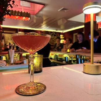 SCARLET LOUNGE - Updated April 2025 - 53 Photos & 85 Reviews - 468 ...