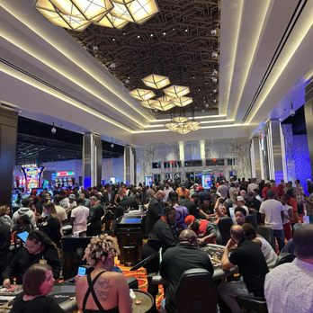 THE QUEEN BATON ROUGE - Updated December 2025 - 57 Photos & 11 Reviews ...