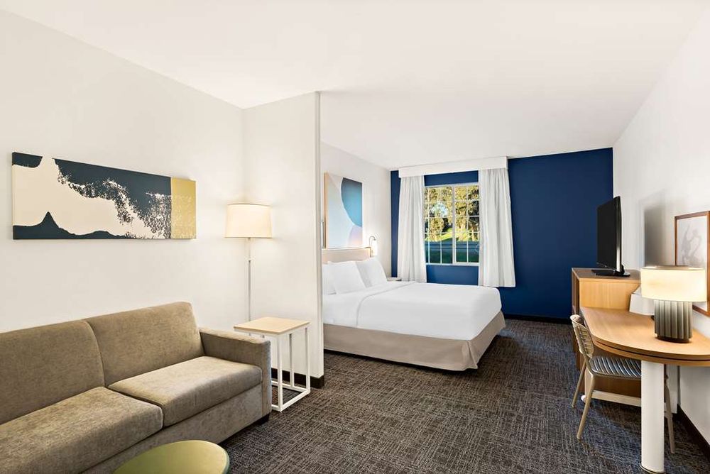 SPARK BY HILTON WILLIAMS - Updated December 2025 - 147 Photos & 17 ...