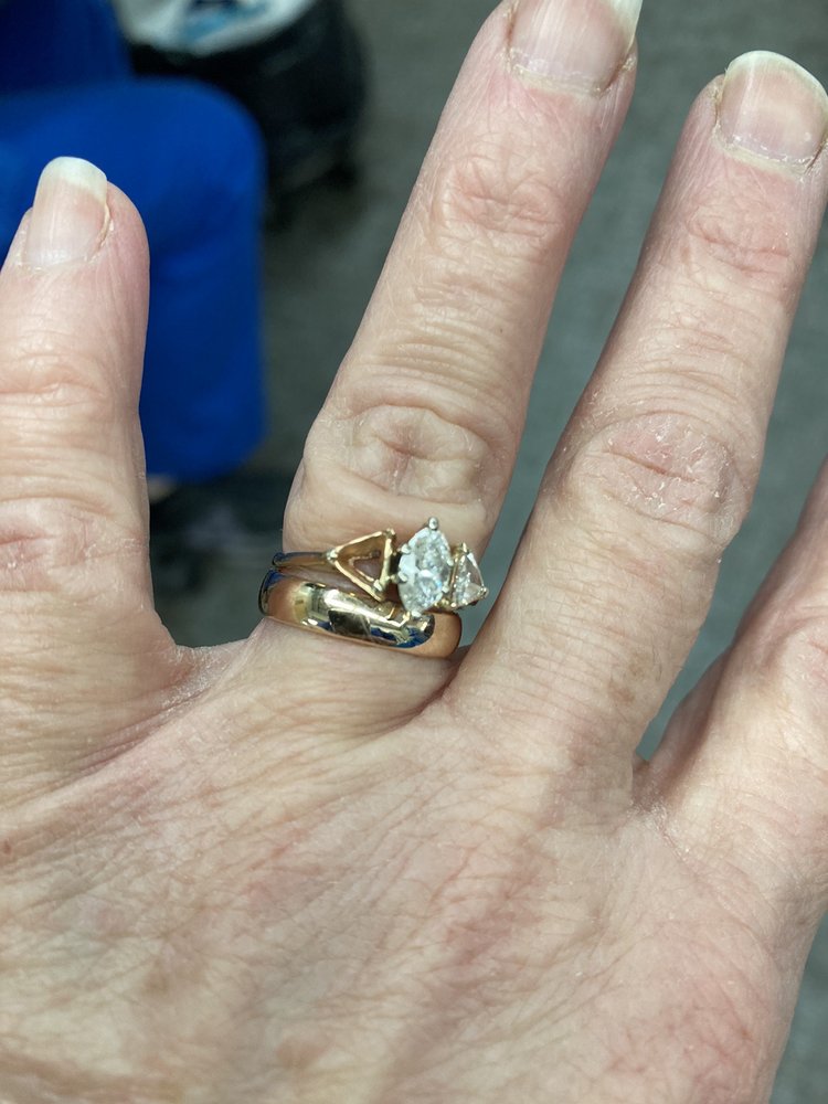 FOX JEWELERS - Updated April 2025 - 13 Photos - 543 Clinton Ave ...