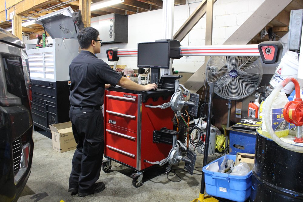 PRO-TECH AUTO REPAIR - Updated October 2025 - 12 Photos - 5508 Imperial ...