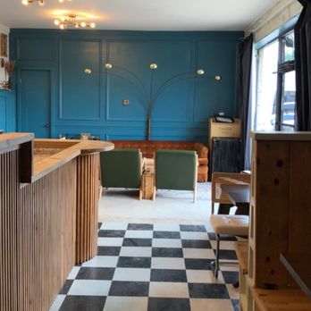 THE COURTHOUSE CAFE - Updated December 2025 - 56 Photos - 224 Blackmur ...