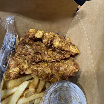 CHICK-N-OUT - Updated October 2025 - 72 Photos & 58 Reviews - 201 E ...