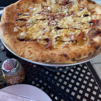 COALS ARTISAN PIZZA - Updated October 2025 - 196 Photos & 202 Reviews ...