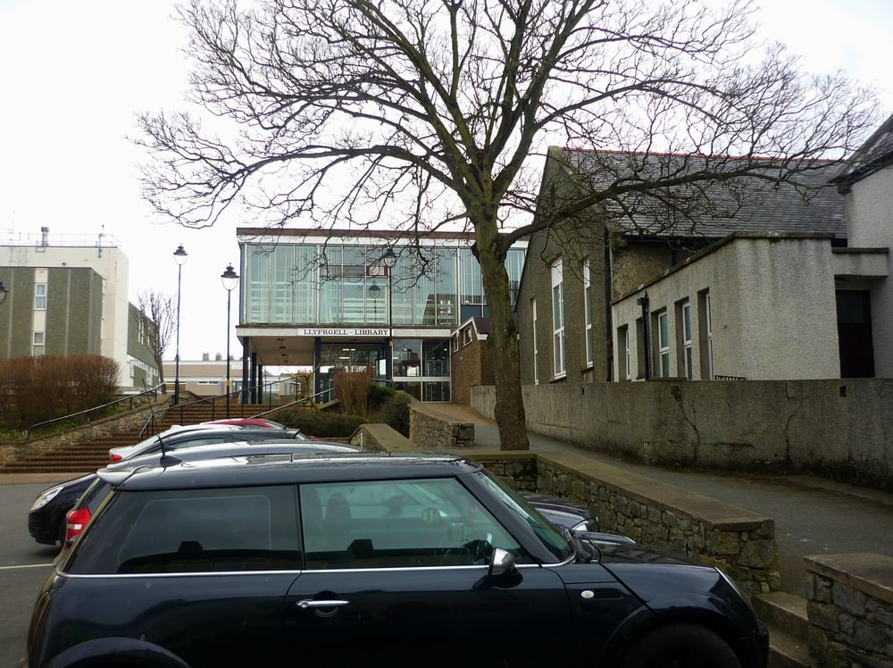 HOLYHEAD LIBRARY - Newry Fields, Holyhead, Isle of Anglesey, United ...