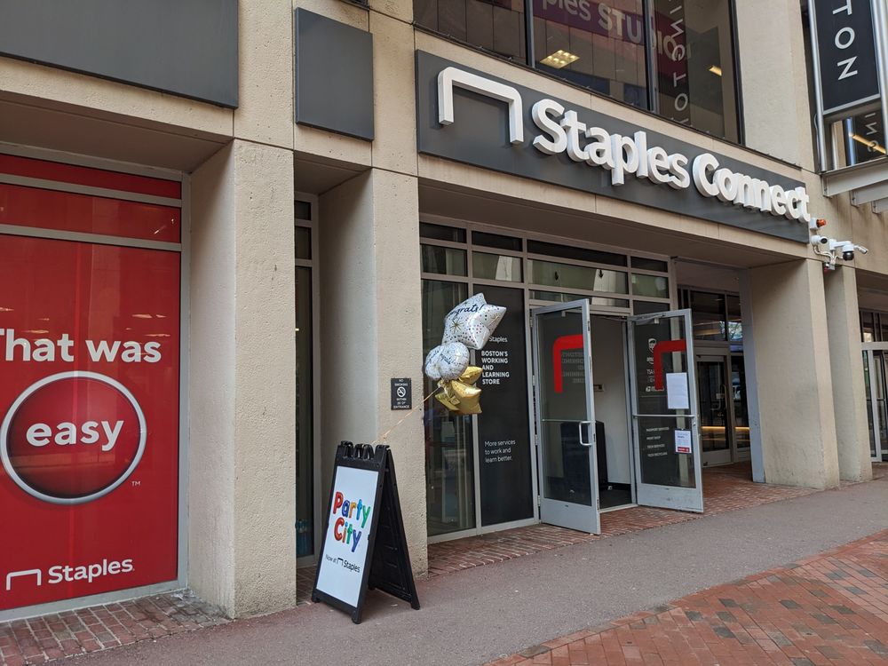 STAPLES - Updated June 2026 - 23 Photos & 34 Reviews - 1 Washington ...