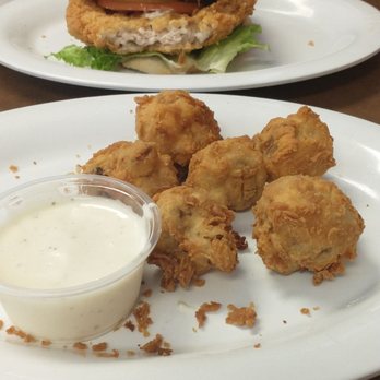 PTS FAMILY RESTAURANT - Updated December 2025 - 49 Photos & 105 Reviews ...