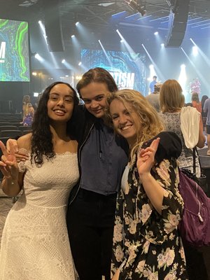 RED ROCKS CHURCH - PARK MEADOWS - Updated August 2025 - 16 Photos ...