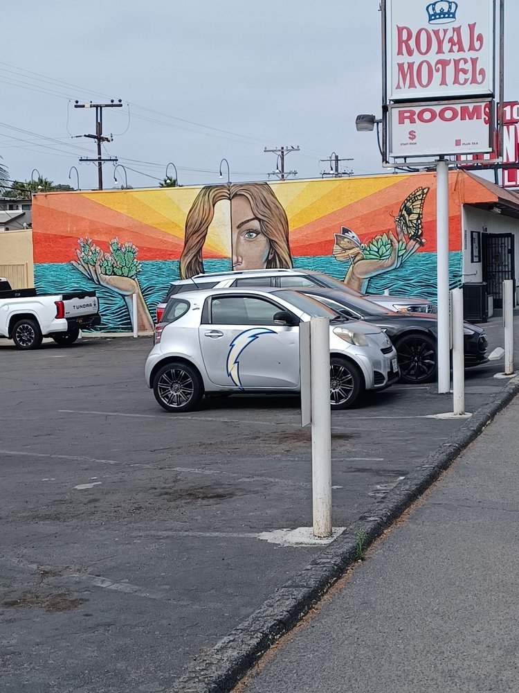 COMMUNITY OF LEUCADIA - Updated January 2025 - 19 Photos - Encinitas ...