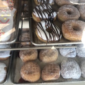 DONUT DRIVE-IN - 182 Photos & 298 Reviews - 6525 Chippewa St, Saint ...