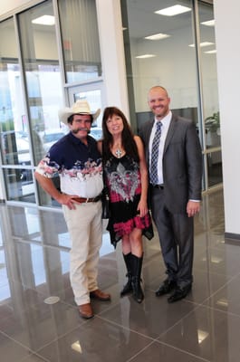 MARK KIA - Updated December 2025 - 192 Photos & 845 Reviews - 3333 N ...