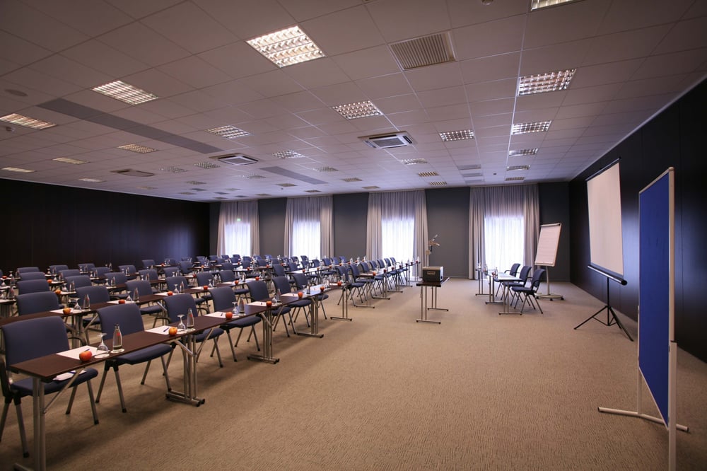 MARITIM HAFENHOTEL RHEINSBERG - Updated May 2024 - 36 Photos & 19 ...