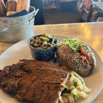 SHINERS ON THE LEVEE - Updated October 2025 - 207 Photos & 104 Reviews ...