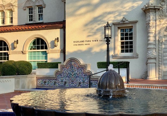 HIGHLAND PARK LIBRARY - Updated June 2025 - 74 Photos & 11 Reviews ...