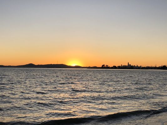 ALAMEDA BEACH - Updated May 2024 - 423 Photos & 158 Reviews - Shoreline ...