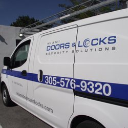 MIAMI DOORS AND LOCKS - 59 Photos & 53 Reviews - Keys & Locksmiths ...
