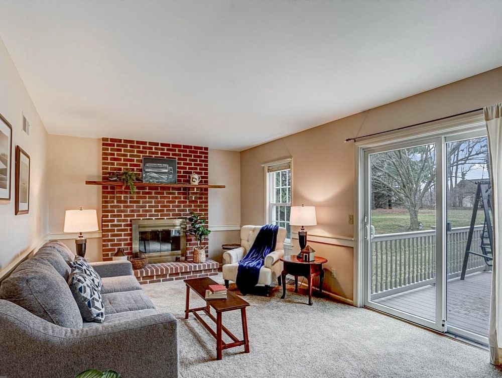 CHRISTIAN KEMP - BERKSHIRE HATHAWAY - Updated July 2025 - 150 N Pointe ...