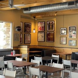 RAISING CANE’S CHICKEN FINGERS - Updated July 2025 - 396 Photos & 740 ...